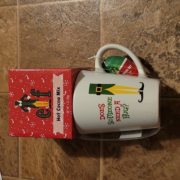 Warner Bros. | Dining | Elf Movie Cup | Poshmark